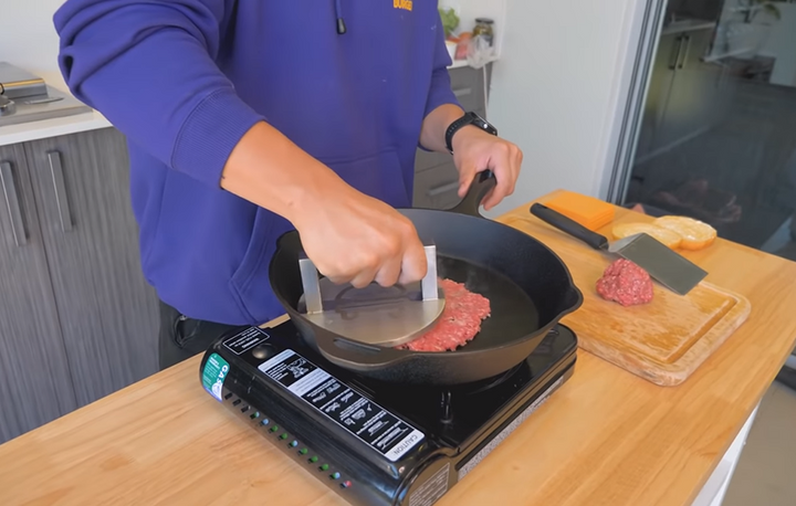 Chebbo's Burgers – Chebbos